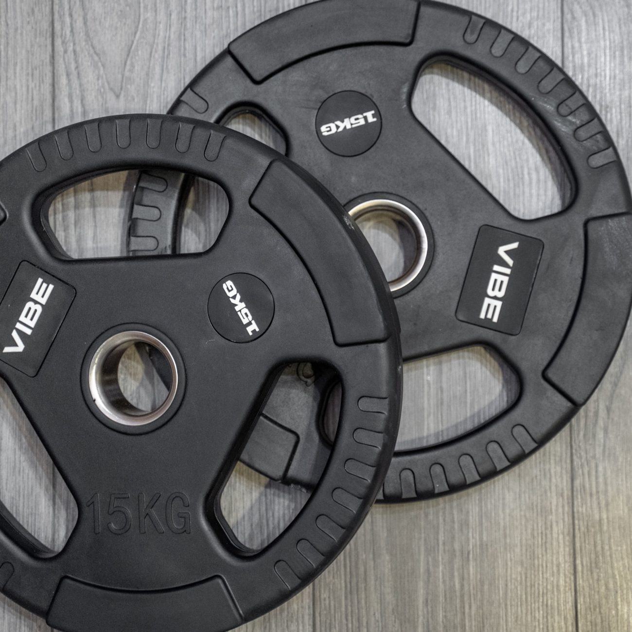 Rubber Coated Weight Plate - 15 Kg (Pair) - Vibe